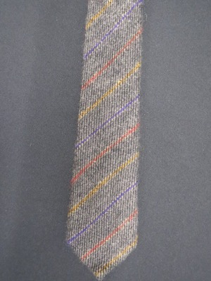 "Tie"