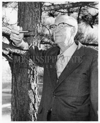 "Jim N. Lipscomb"