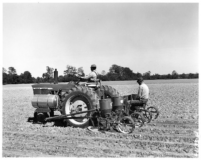 "John Deere Cotton Planter"